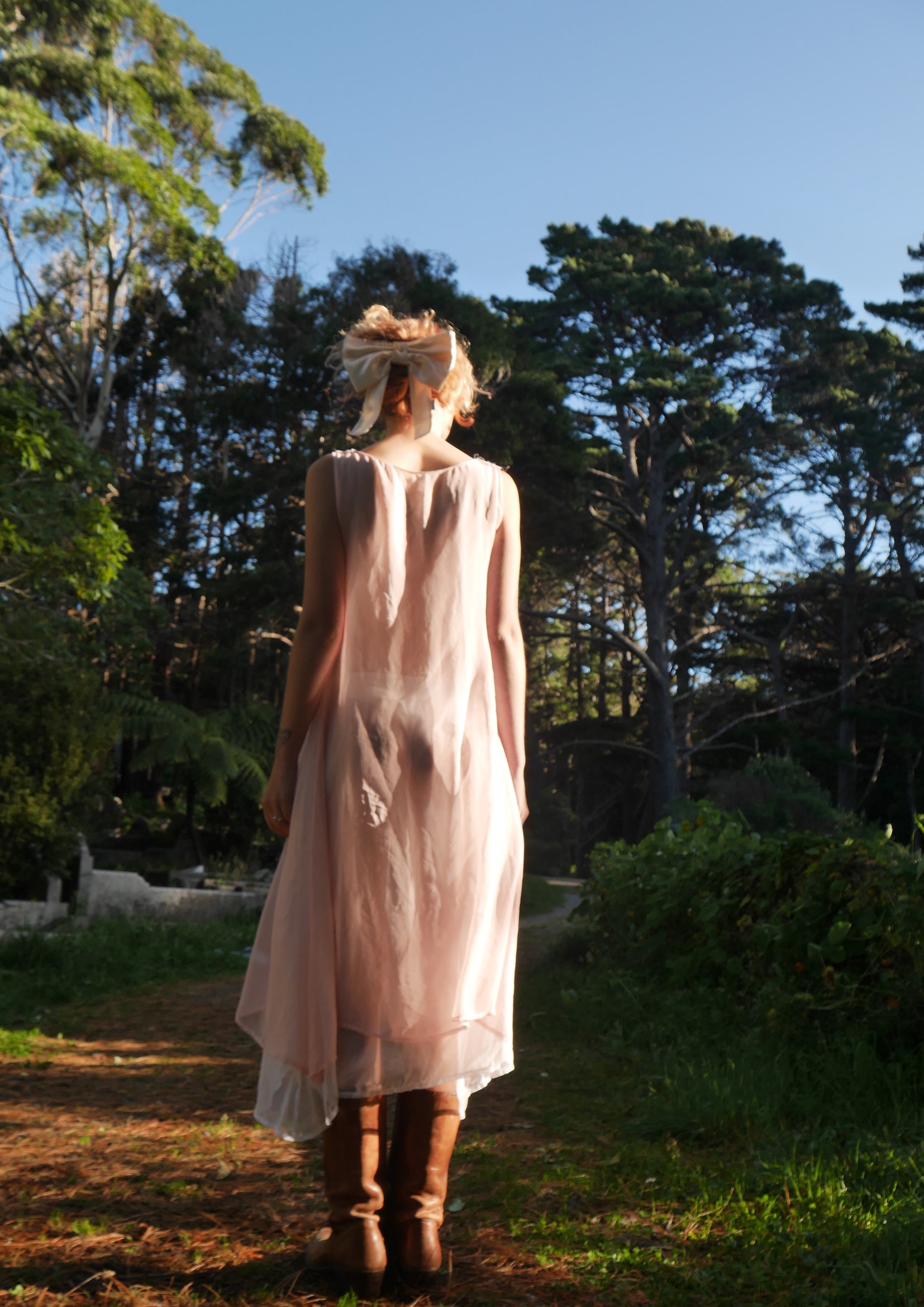 Georgie Hair Bow | Heavy Cream Satin – Caitlin Snell